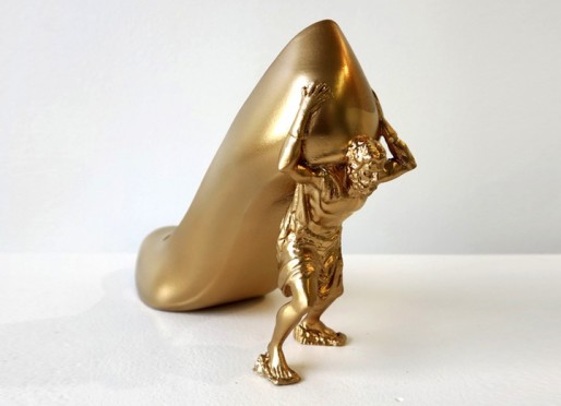 Designer Creates 12 Surreal Shoes Representing 12 Exes | favbulous